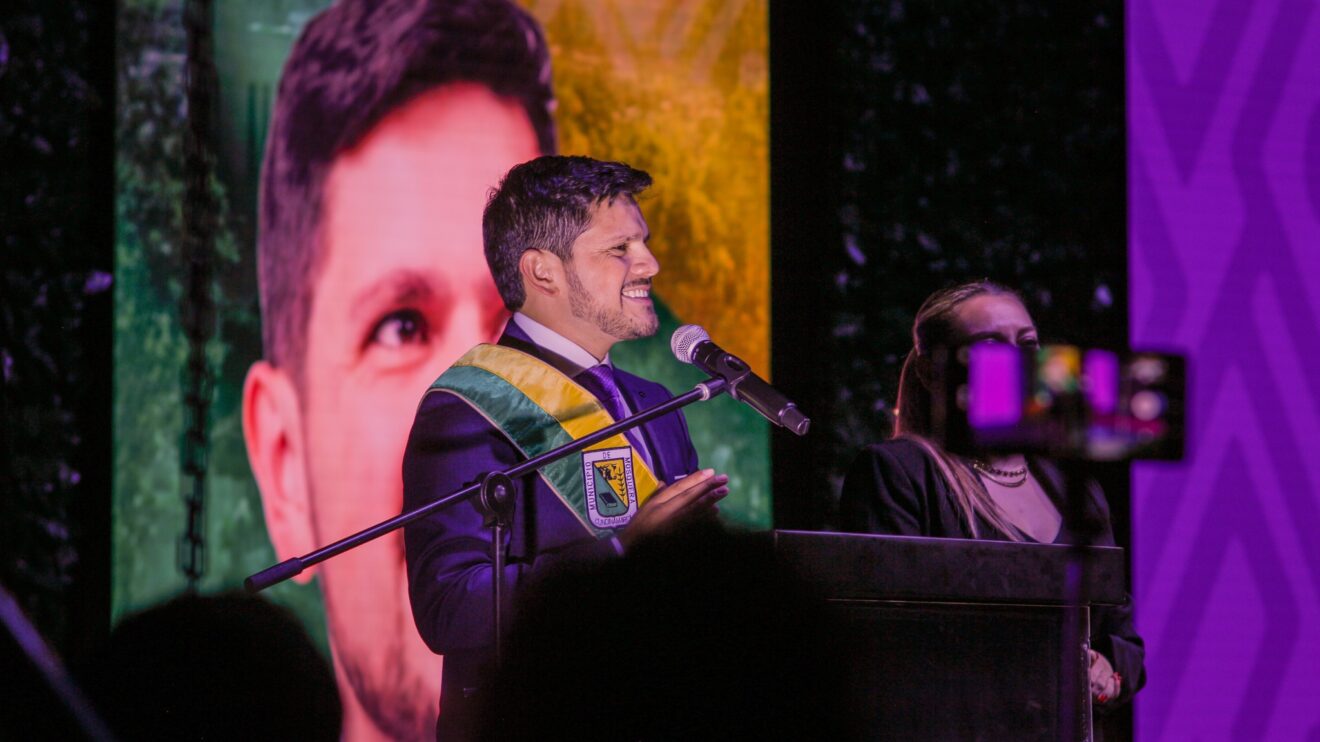 Nelson Hernán Parra Toma Posesión como Alcalde de Mosquera, Marcando el ...